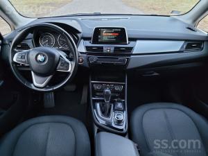 Melns BMW 218 2017 Liepāja, ar dzinēja tilpumu 1.80 L un nobraukumu 211 tūkst. km par 12500 €, foto 10 vietnē AUTOMOTO.COM.LV