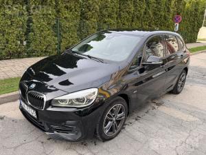 Black BMW 218 2019 in Riga, with an engine capacity of 2.00 L and mileage of 165 thousand km for 13950 €, photo  on AUTOMOTO.COM.LV