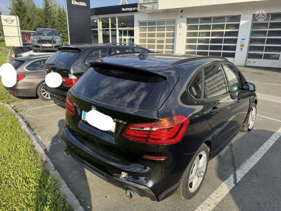 Melns BMW 218 2021 Kauņa, ar dzinēja tilpumu 2.00 L un nobraukumu 49 tūkst. km par 14150 €, foto 9 vietnē AUTOMOTO.COM.LV