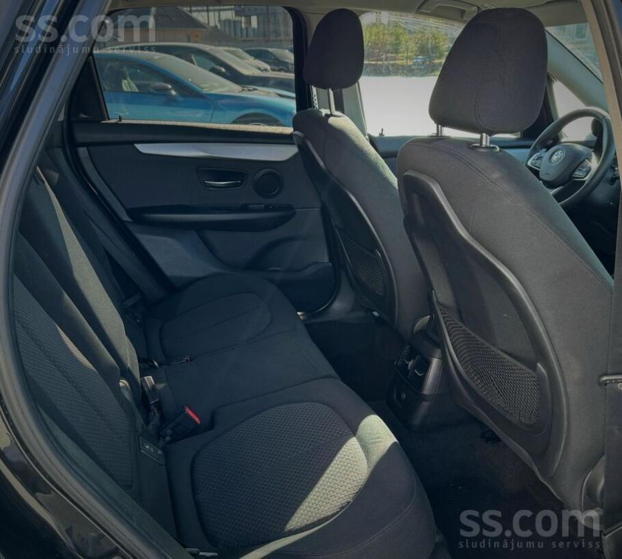 Melns BMW 218 2015 Telšiai, ar dzinēja tilpumu 2.00 L un nobraukumu 244 tūkst. km par 7999 €, foto 9 vietnē AUTOMOTO.COM.LV