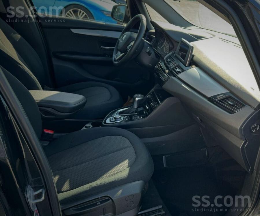 Melns BMW 218 2015 Telšiai, ar dzinēja tilpumu 2.00 L un nobraukumu 244 tūkst. km par 7999 €, foto 10 vietnē AUTOMOTO.COM.LV