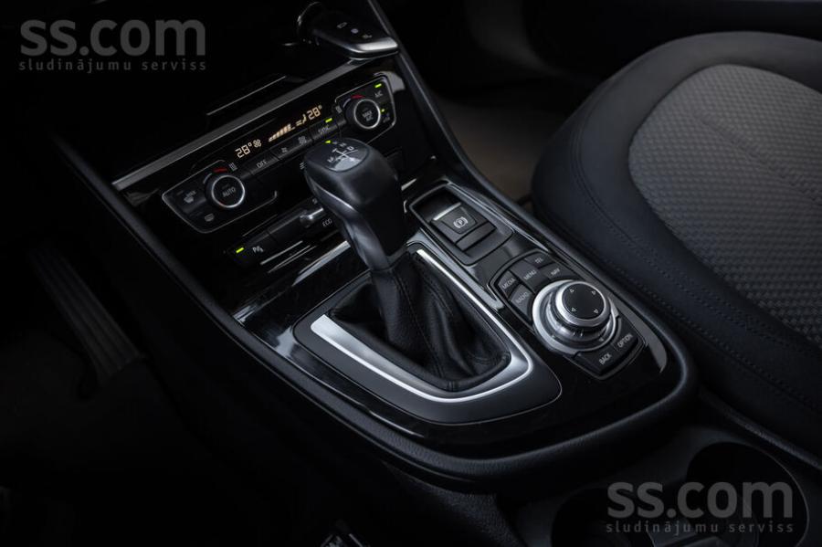 Melns BMW 218 2015 Jelgava, ar dzinēja tilpumu 2.00 L un nobraukumu 297 tūkst. km par 7722 €, foto 11 vietnē AUTOMOTO.COM.LV