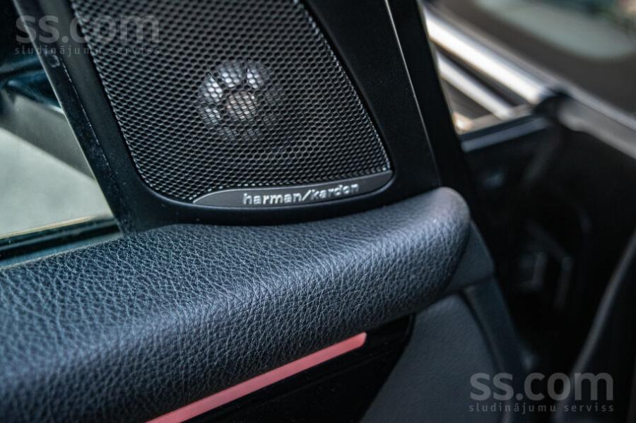 Black BMW 218 2015 in Tukums, with an engine capacity of 2.00 L and mileage of 179 thousand km for 9990 €, photo 10 on AUTOMOTO.COM.LV
