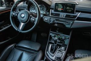 Black BMW 218 2015 in Tukums, with an engine capacity of 2.00 L and mileage of 179 thousand km for 9990 €, photo 14 on AUTOMOTO.COM.LV