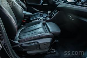 Black BMW 218 2015 in Tukums, with an engine capacity of 2.00 L and mileage of 179 thousand km for 9990 €, photo 17 on AUTOMOTO.COM.LV