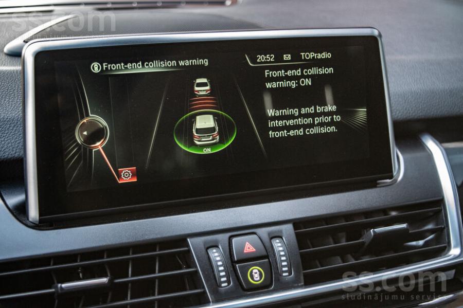 Black BMW 218 2015 in Tukums, with an engine capacity of 2.00 L and mileage of 179 thousand km for 9990 €, photo 21 on AUTOMOTO.COM.LV