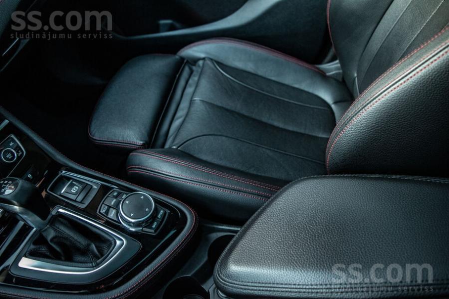 Black BMW 218 2015 in Tukums, with an engine capacity of 2.00 L and mileage of 179 thousand km for 9990 €, photo 23 on AUTOMOTO.COM.LV