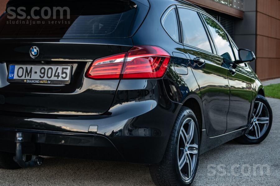 Black BMW 218 2015 in Tukums, with an engine capacity of 2.00 L and mileage of 179 thousand km for 9990 €, photo 25 on AUTOMOTO.COM.LV