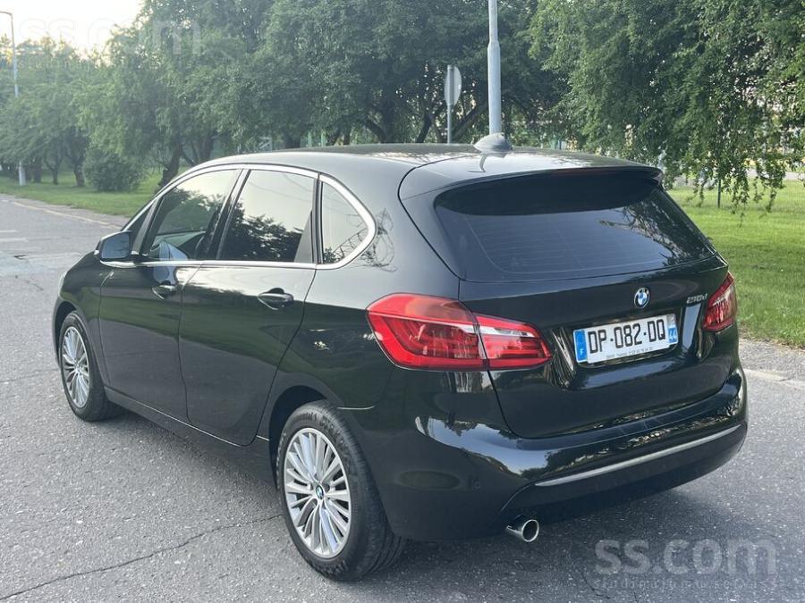 Black BMW 218 2015 in Riga, with an engine capacity of 2.00 L and mileage of 183 thousand km for 10200 €, photo 5 on AUTOMOTO.COM.LV