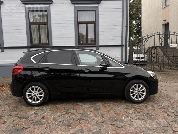 Melns BMW 218 2015 Liepāja, ar dzinēja tilpumu 2.00 L un nobraukumu 301 tūkst. km par 7500 €, foto 5 vietnē AUTOMOTO.COM.LV