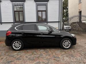 Melns BMW 218 2015 Liepāja, ar dzinēja tilpumu 2.00 L un nobraukumu 301 tūkst. km par 7500 €, foto 5 vietnē AUTOMOTO.COM.LV
