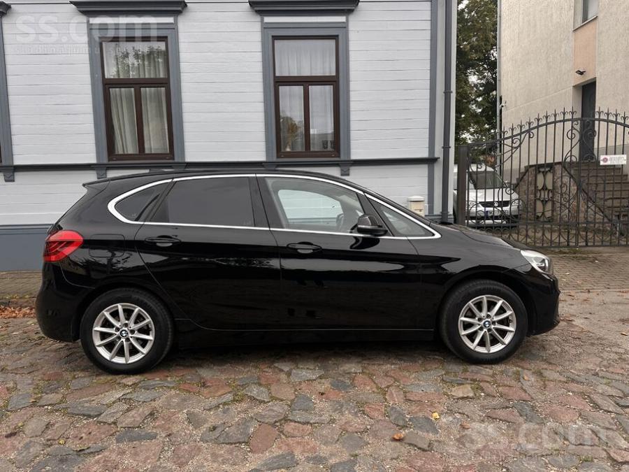 Melns BMW 218 2015 Liepāja, ar dzinēja tilpumu 2.00 L un nobraukumu 301 tūkst. km par 7500 €, foto 5 vietnē AUTOMOTO.COM.LV