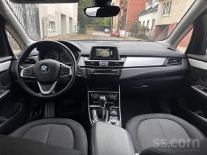 Melns BMW 218 2015 Liepāja, ar dzinēja tilpumu 2.00 L un nobraukumu 301 tūkst. km par 7500 €, foto 11 vietnē AUTOMOTO.COM.LV