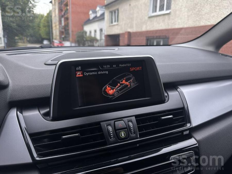 Melns BMW 218 2015 Liepāja, ar dzinēja tilpumu 2.00 L un nobraukumu 301 tūkst. km par 7500 €, foto 13 vietnē AUTOMOTO.COM.LV