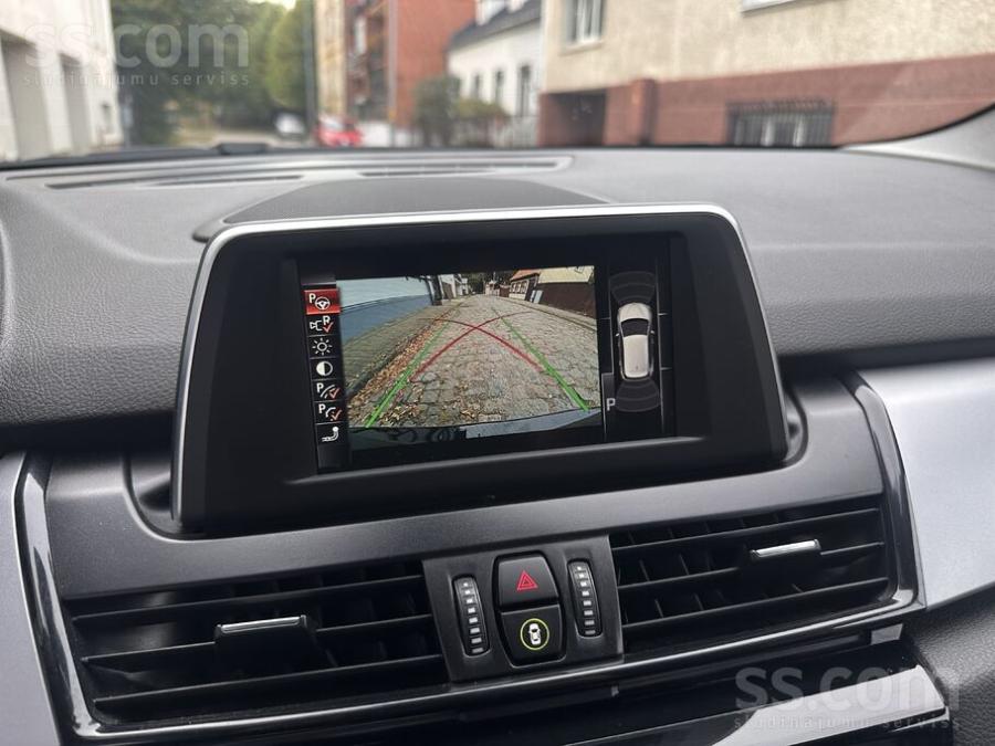 Melns BMW 218 2015 Liepāja, ar dzinēja tilpumu 2.00 L un nobraukumu 301 tūkst. km par 7500 €, foto 16 vietnē AUTOMOTO.COM.LV