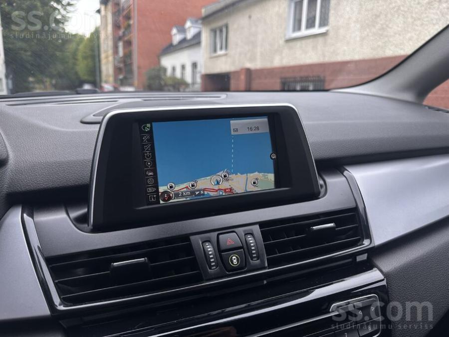 Melns BMW 218 2015 Liepāja, ar dzinēja tilpumu 2.00 L un nobraukumu 301 tūkst. km par 7500 €, foto 17 vietnē AUTOMOTO.COM.LV