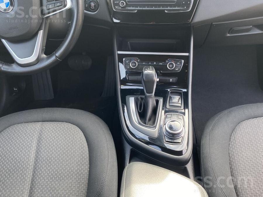 Melns BMW 218 2016 Rīga, ar dzinēja tilpumu 2.00 L un nobraukumu 182 tūkst. km par 9700 €, foto 15 vietnē AUTOMOTO.COM.LV