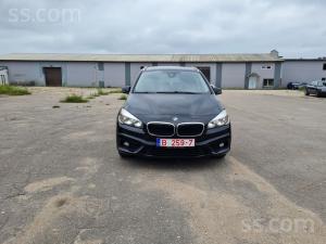 Melns BMW 218 2016 Ogre, ar dzinēja tilpumu 2.00 L un nobraukumu 0 tūkst. km par 8770 €, foto 4 vietnē AUTOMOTO.COM.LV