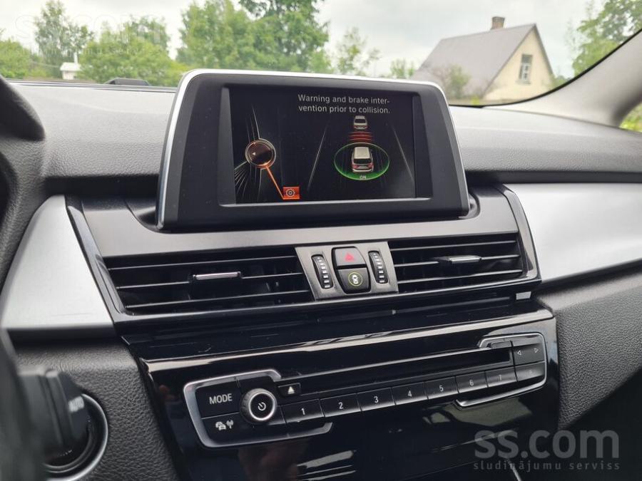 Melns BMW 218 2016 Ogre, ar dzinēja tilpumu 2.00 L un nobraukumu 0 tūkst. km par 8770 €, foto 15 vietnē AUTOMOTO.COM.LV