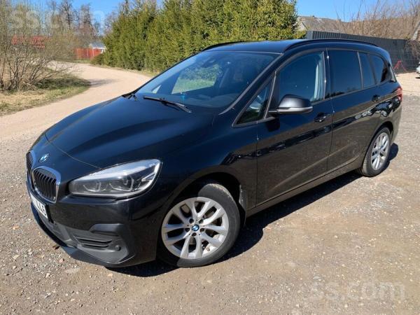 Melns BMW 218 2018 Tukums, ar dzinēja tilpumu 2.00 L un nobraukumu 269 tūkst. km par 10650 €, foto 1 vietnē AUTOMOTO.COM.LV