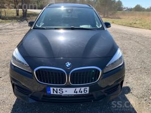 Black BMW 218 2018 in Tukums, with an engine capacity of 2.00 L and mileage of 269 thousand km for 10650 €, photo 4 on AUTOMOTO.COM.LV