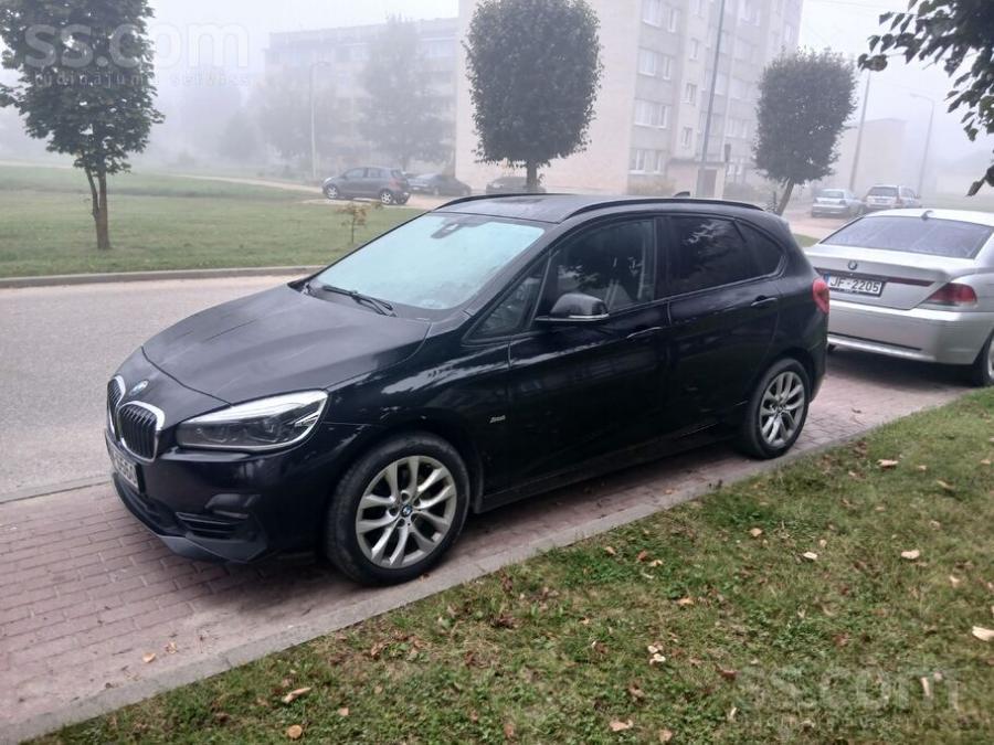 Черный БМВ 218 2018 в Краслава, объемом двигателя 2.00 л и пробегом 228 тыс. км за 8800 €, фото 4 на AUTOMOTO.COM.LV