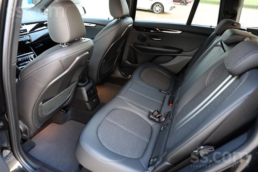 Black BMW 218 2019 in Tukums, with an engine capacity of 2.00 L and mileage of 188 thousand km for 12390 €, photo 13 on AUTOMOTO.COM.LV