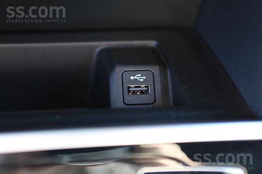 Black BMW 218 2019 in Tukums, with an engine capacity of 2.00 L and mileage of 188 thousand km for 12390 €, photo 24 on AUTOMOTO.COM.LV