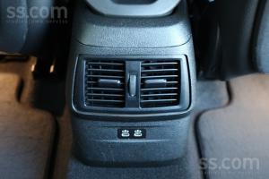 Black BMW 218 2019 in Tukums, with an engine capacity of 2.00 L and mileage of 188 thousand km for 12390 €, photo 27 on AUTOMOTO.COM.LV