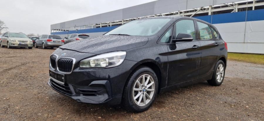 Black BMW 218 2019 in Riga, with an engine capacity of 1.50 L and mileage of 47 thousand km for 13750 €, photo 1 on AUTOMOTO.COM.LV