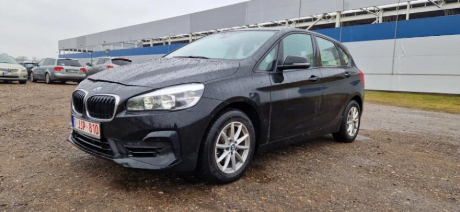 Black BMW 218 2019 in Riga, with an engine capacity of 1.50 L and mileage of 47 thousand km for 13750 €, photo 4 on AUTOMOTO.COM.LV