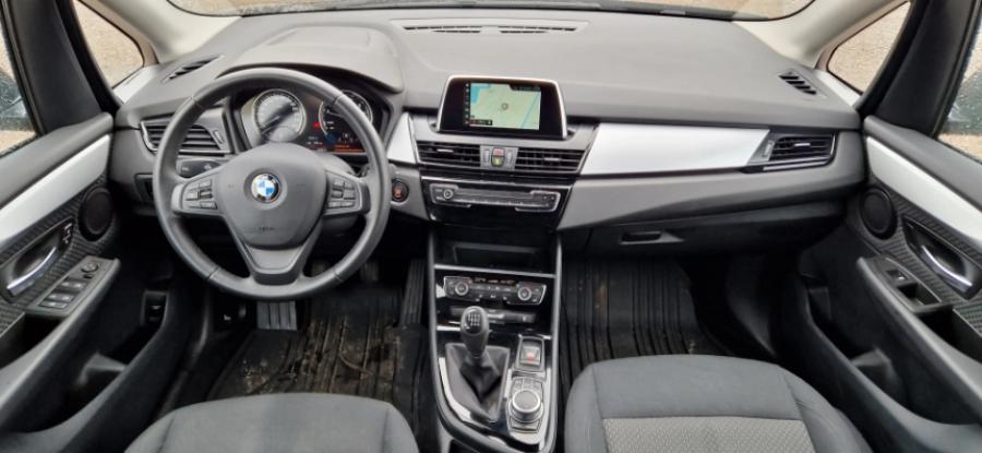 Black BMW 218 2019 in Riga, with an engine capacity of 1.50 L and mileage of 47 thousand km for 13750 €, photo 12 on AUTOMOTO.COM.LV