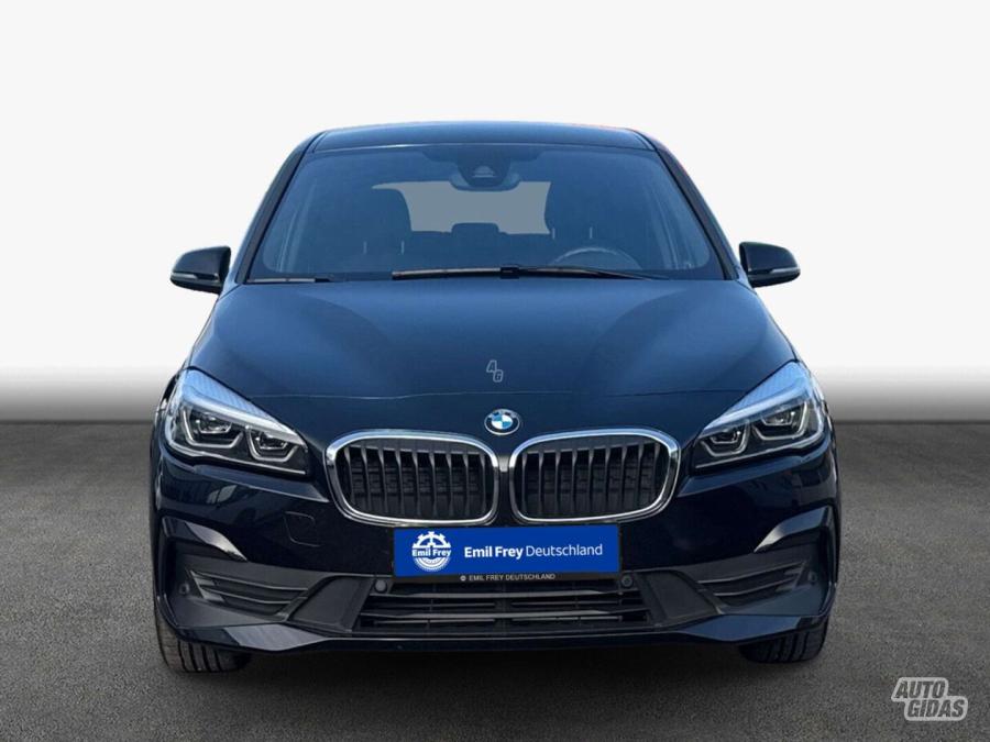 Black BMW 218 2021 in Kaunas, with an engine capacity of 2.00 L and mileage of 13 thousand km for 27648 €, photo 4 on AUTOMOTO.COM.LV