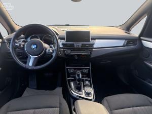 Black BMW 218 2021 in Kaunas, with an engine capacity of 2.00 L and mileage of 13 thousand km for 27648 €, photo 12 on AUTOMOTO.COM.LV