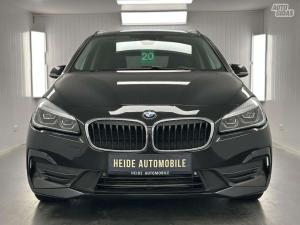 Black BMW 218 2022 in Kaunas, with an engine capacity of 2.00 L and mileage of 93 thousand km for 22735 €, photo 2 on AUTOMOTO.COM.LV