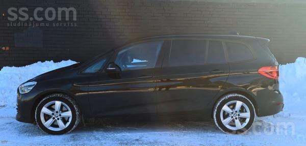 Black BMW 218 2022 in Riga, with an engine capacity of 2.00 L and mileage of 96 thousand km for 17500 €, photo 3 on AUTOMOTO.COM.LV