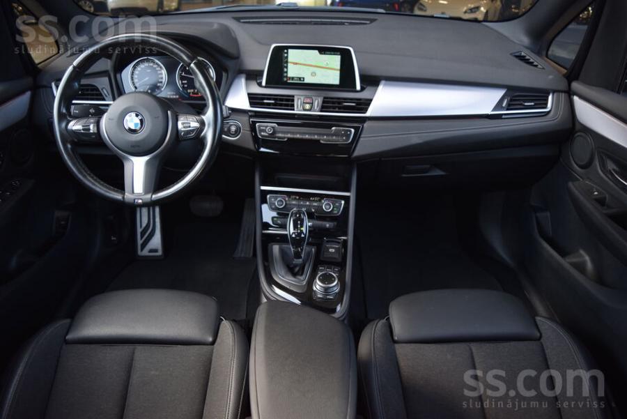 Black BMW 218 2022 in Riga, with an engine capacity of 1.50 L and mileage of 146 thousand km for 15900 €, photo 5 on AUTOMOTO.COM.LV