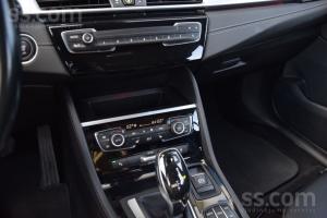 Black BMW 218 2022 in Riga, with an engine capacity of 1.50 L and mileage of 146 thousand km for 15900 €, photo 7 on AUTOMOTO.COM.LV
