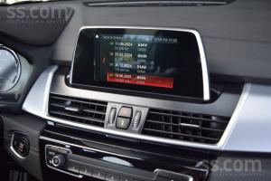 Black BMW 218 2022 in Riga, with an engine capacity of 1.50 L and mileage of 146 thousand km for 15900 €, photo 9 on AUTOMOTO.COM.LV