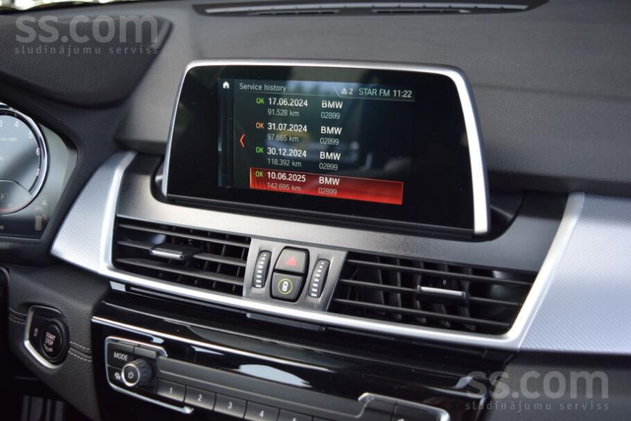 Black BMW 218 2022 in Riga, with an engine capacity of 1.50 L and mileage of 146 thousand km for 15900 €, photo 9 on AUTOMOTO.COM.LV