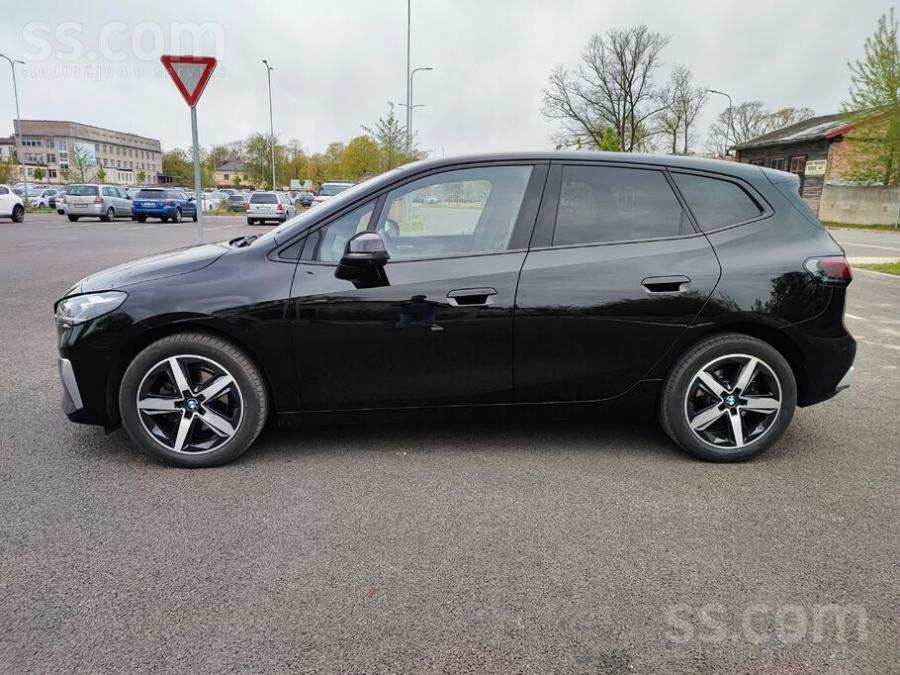 Melns BMW 218 2023 Jelgava, ar dzinēja tilpumu 2.00 L un nobraukumu 217 tūkst. km par 22950 €, foto 4 vietnē AUTOMOTO.COM.LV