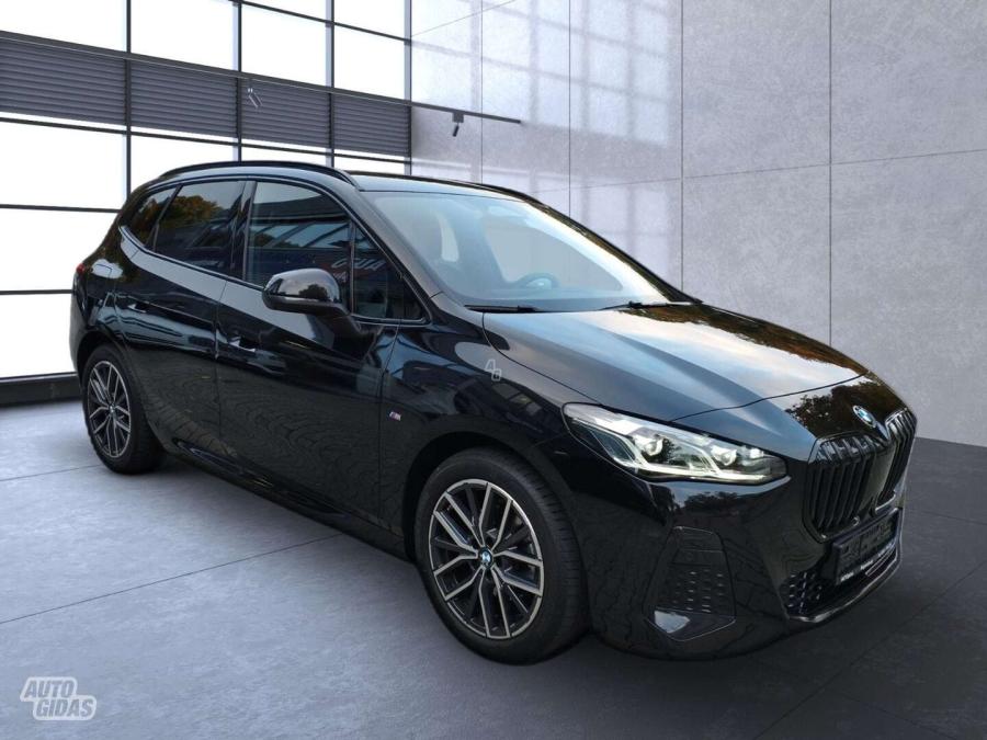 Black BMW 218 2024 in Kaunas, with an engine capacity of 1.50 L and mileage of 34 thousand km for 30914 €, photo 6 on AUTOMOTO.COM.LV