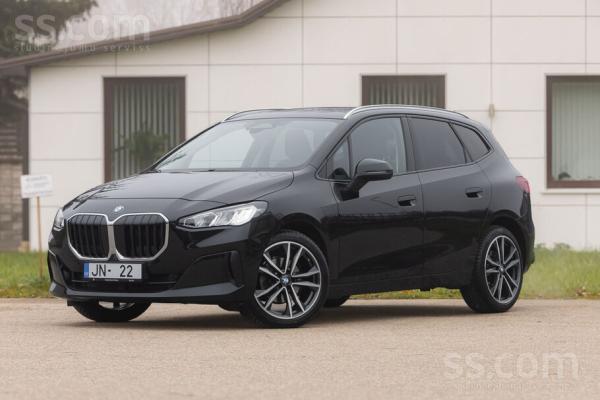 Melns BMW 218 2023 Jelgava, ar dzinēja tilpumu 2.00 L un nobraukumu 0 tūkst. km par 19780 €, foto 2 vietnē AUTOMOTO.COM.LV
