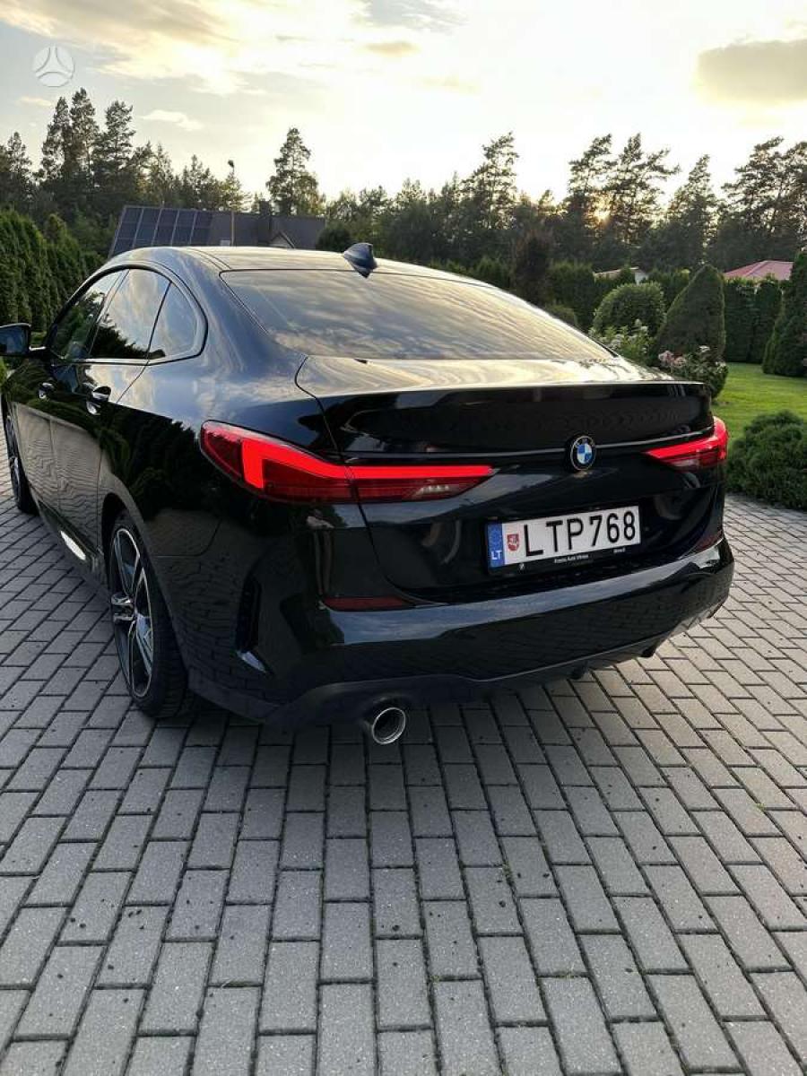Melns BMW 218 2021 Varėna, ar dzinēja tilpumu 0.00 L un nobraukumu 126 tūkst. km par 23700 €, foto 7 vietnē AUTOMOTO.COM.LV