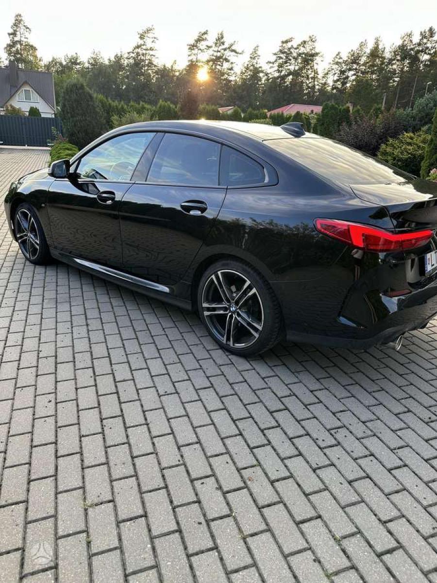 Melns BMW 218 2021 Varėna, ar dzinēja tilpumu 0.00 L un nobraukumu 126 tūkst. km par 23700 €, foto 8 vietnē AUTOMOTO.COM.LV