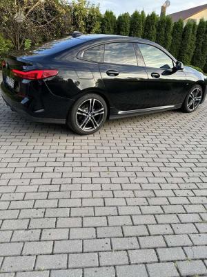 Melns BMW 218 2021 Varėna, ar dzinēja tilpumu 0.00 L un nobraukumu 126 tūkst. km par 23700 €, foto 9 vietnē AUTOMOTO.COM.LV