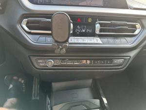 Melns BMW 218 2021 Varėna, ar dzinēja tilpumu 0.00 L un nobraukumu 126 tūkst. km par 23700 €, foto 13 vietnē AUTOMOTO.COM.LV
