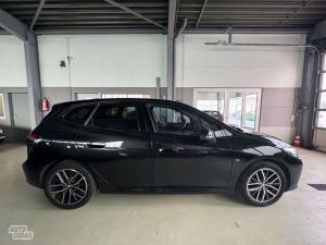 Melns BMW 218 2024 Kauņa, ar dzinēja tilpumu 1.50 L un nobraukumu 44 tūkst. km par 28821 €, foto 7 vietnē AUTOMOTO.COM.LV