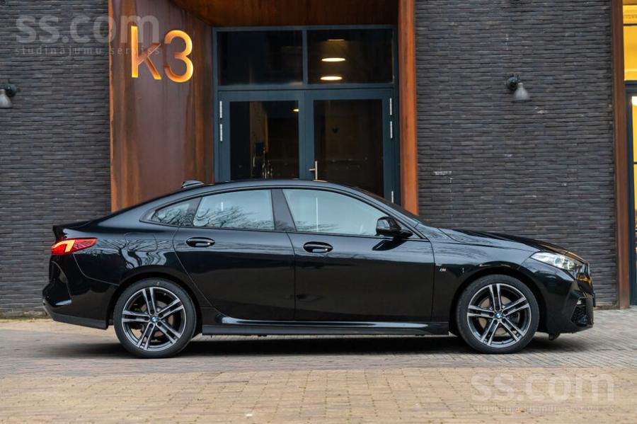 Black BMW 218 2024 in Riga, with an engine capacity of 1.50 L and mileage of 33 thousand km for 27990 €, photo 5 on AUTOMOTO.COM.LV