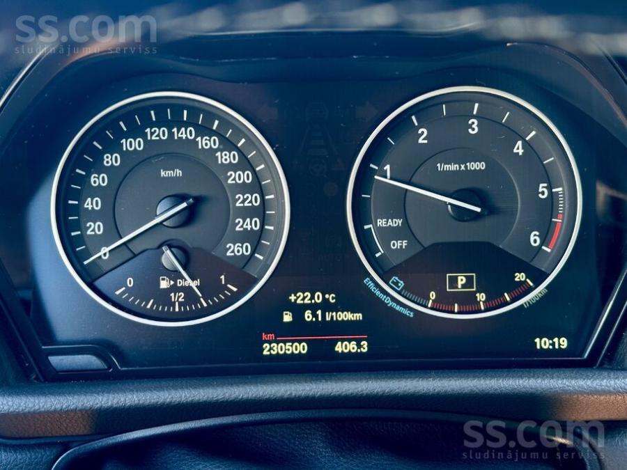 Black BMW 218 2018 in Riga, with an engine capacity of 2.00 L and mileage of 231 thousand km for 13500 €, photo 10 on AUTOMOTO.COM.LV
